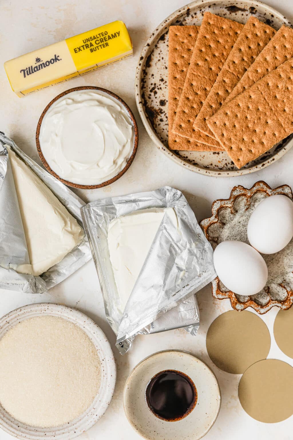 Super Creamy Mini Vanilla Cheesecakes • Sunday Table