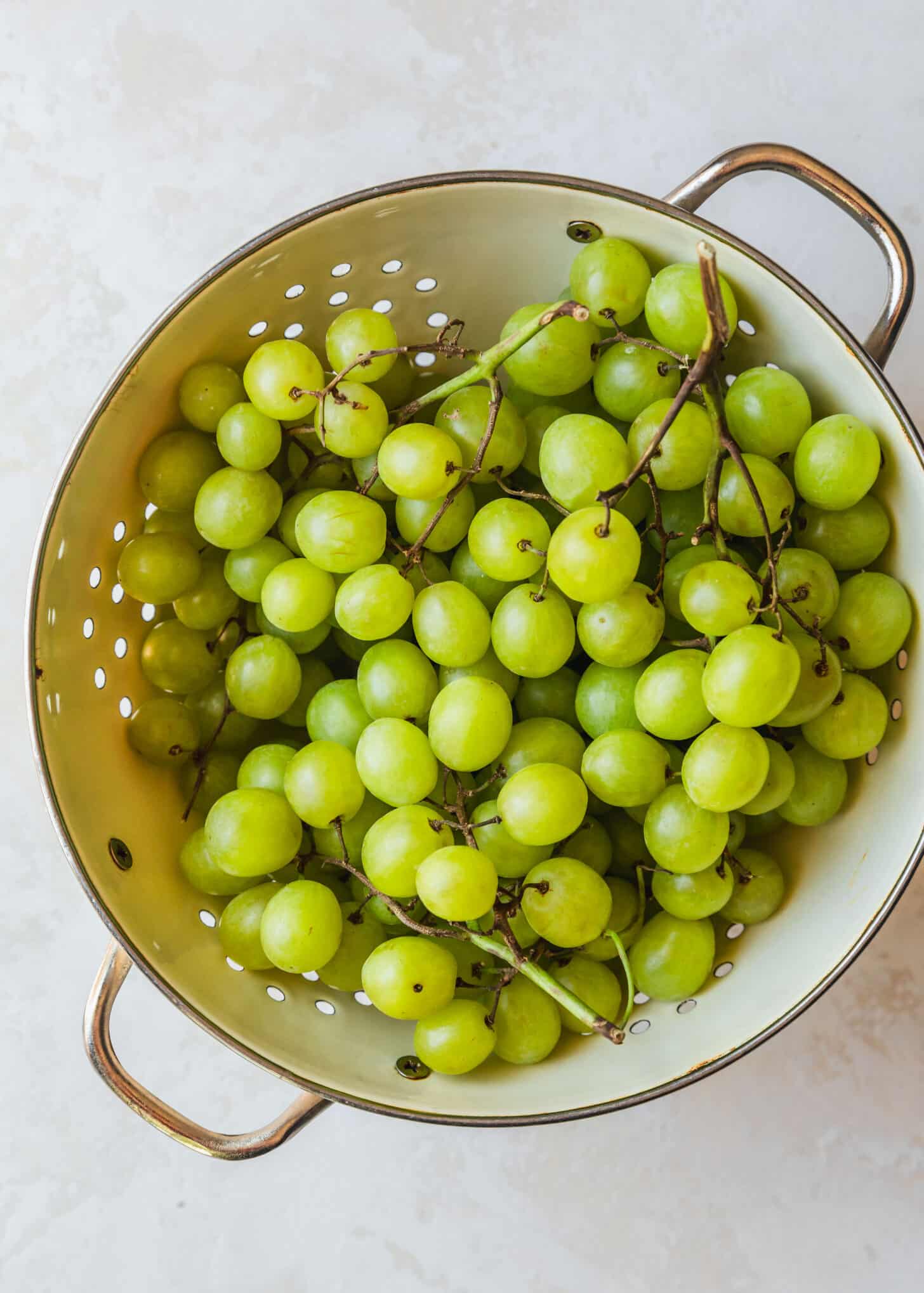 3-Ingredient Sugared Prosecco Grapes • Sunday Table